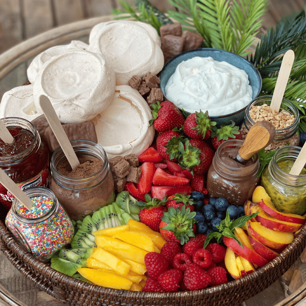 Pavlova Grazing Platter - Stuff Mums Like